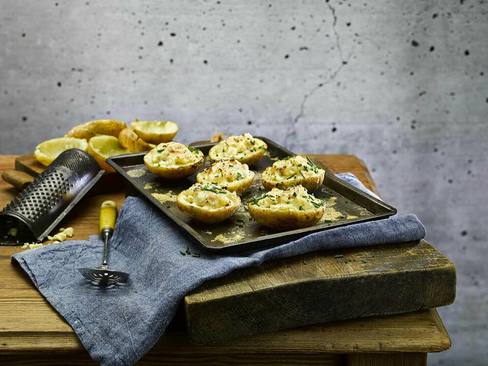 Easy Welsh Rarebit Recipe Using Welsh Potatoes | RootZero