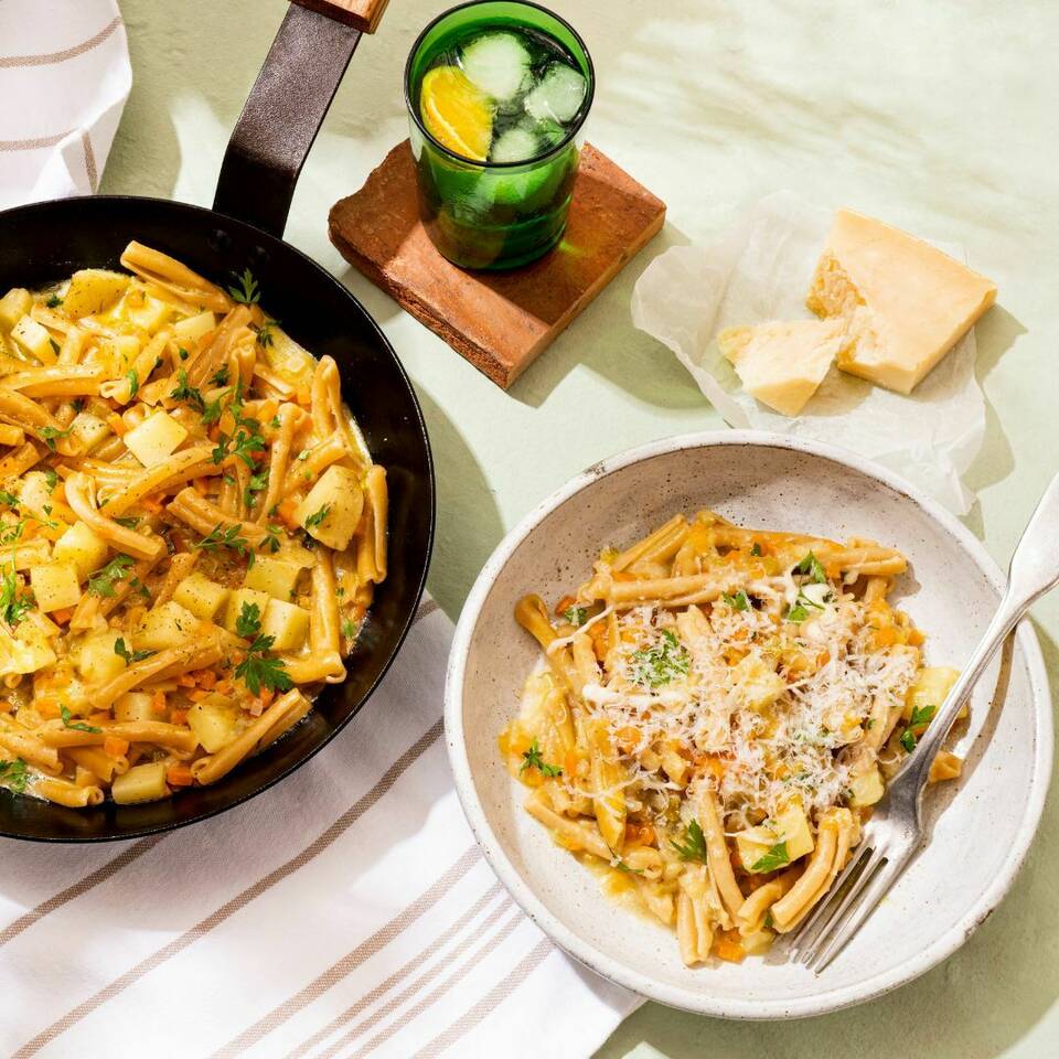 Cheesy Potato Pasta | RootZero